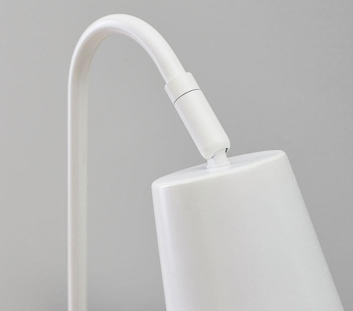 Scallop Task Lamp | Pottery Barn Kids