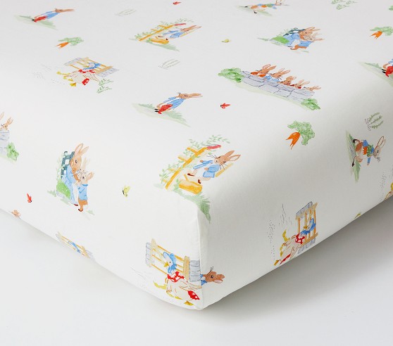 Peter Rabbit™ Garden Organic Crib Fitted Sheet | Pottery Barn Kids