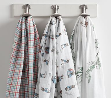 Peter Rabbit™ Organic Muslin Swaddle Set | Pottery Barn Kids