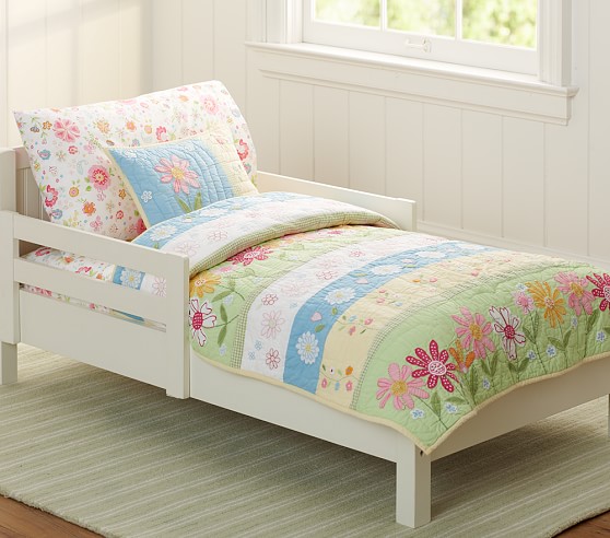 Green Daisy Garden Toddler Comforter| Toddler Bedding | Pottery Barn Kids
