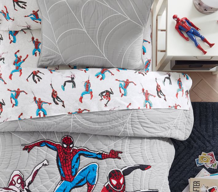 Marvel's Spider-Man Glow-In-The-Dark Sheet Set & Pillowcases | Pottery ...